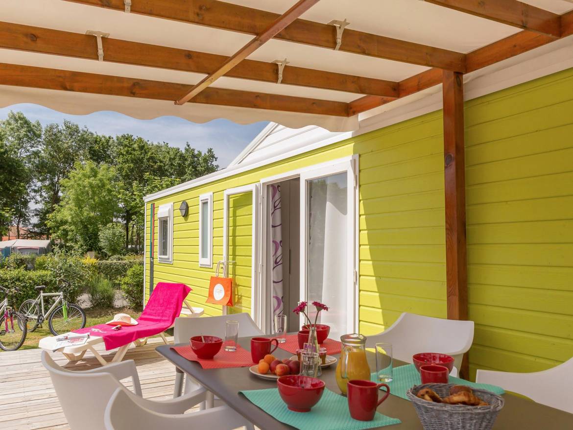 Camping Le Pin Parasol - Camping in La Chapelle Hermier, Pays de la ...