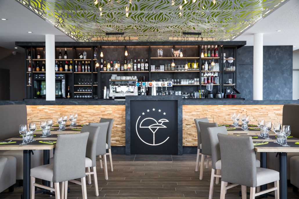 Camping Le Pin Parasol - Camping in La Chapelle Hermier, Pays de la ...